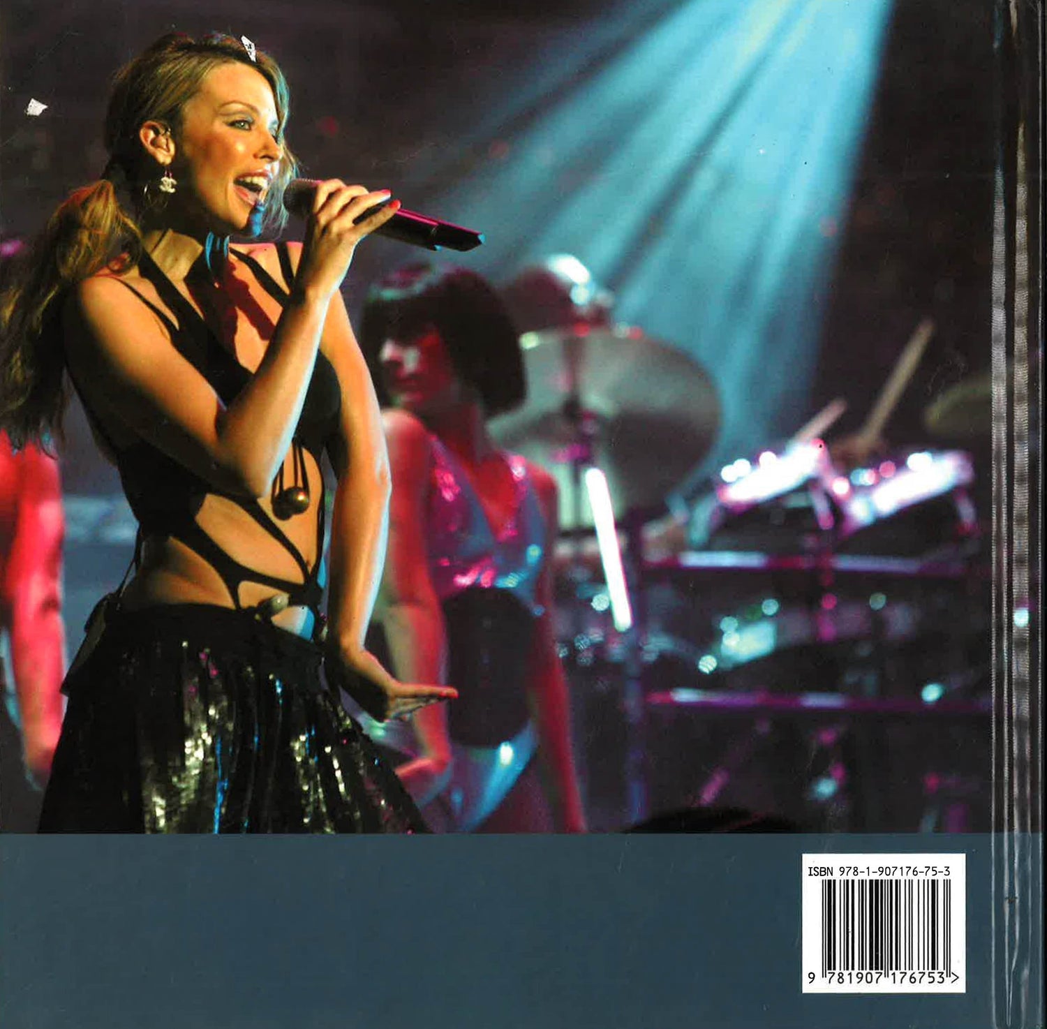 Kylie: The Illustrated Biography Classic Rare And Unseen – BookXcess